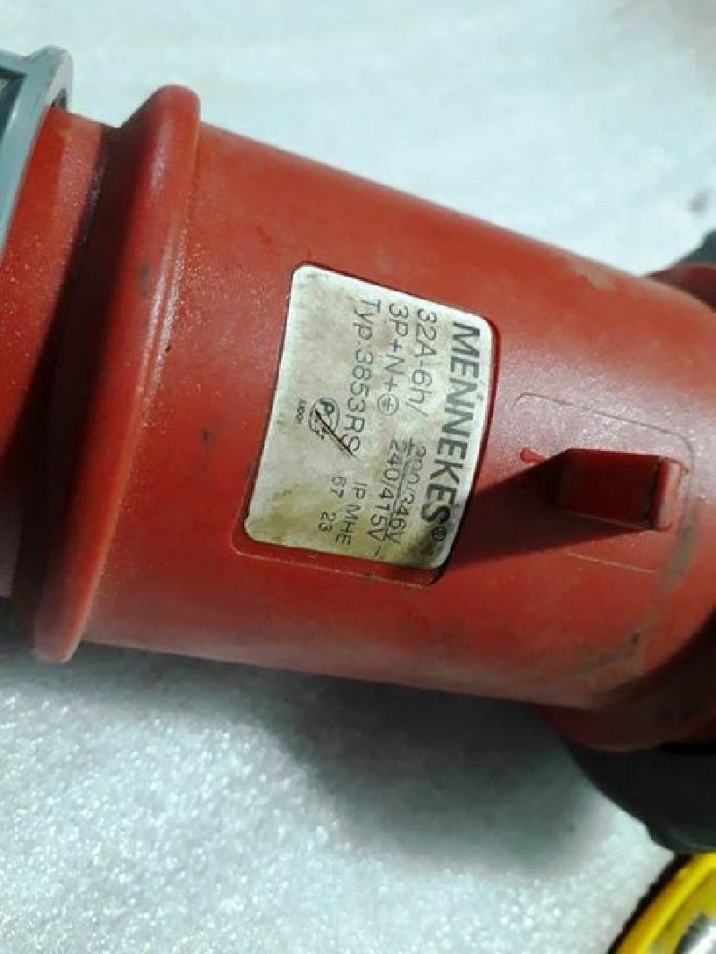 MENNEKES 32A-6H / 3P+N+ TYPE3853RS NEW - S N Ship Spares